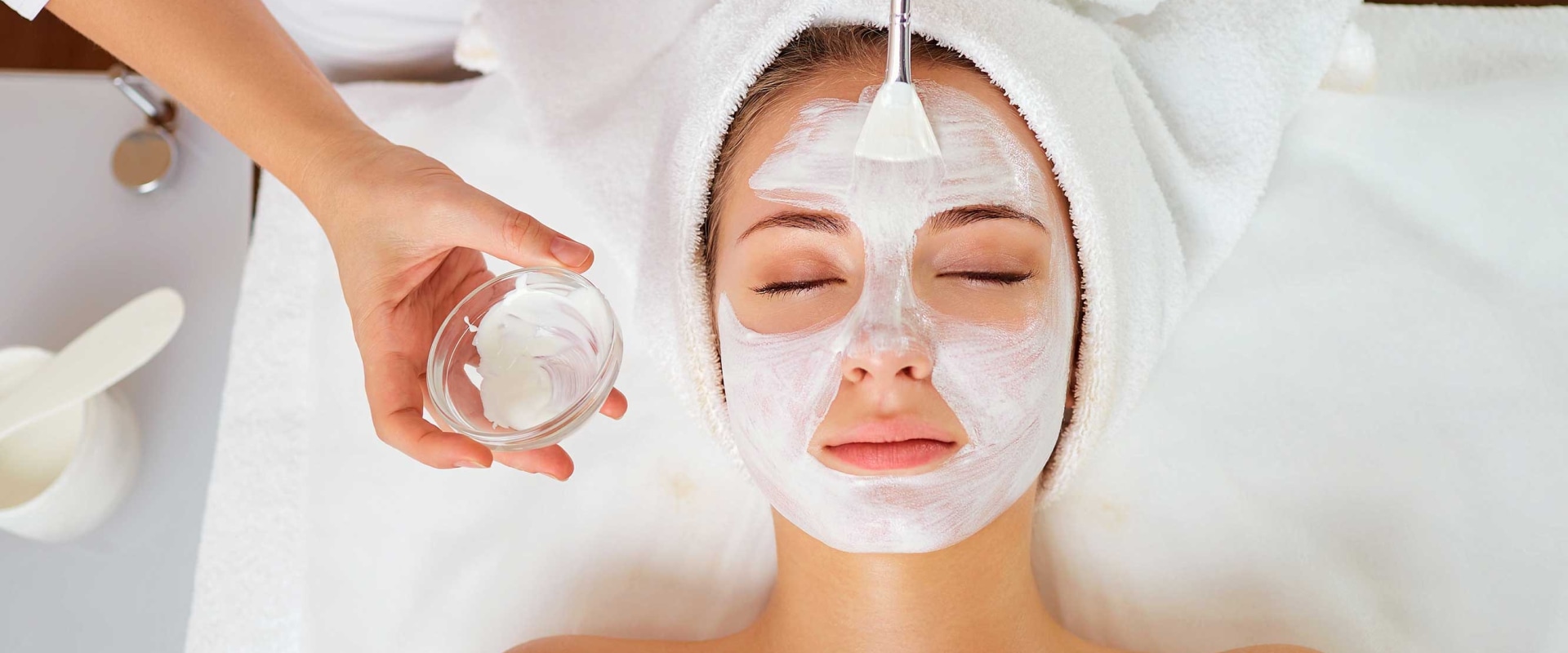 What are Signature Facials and How Can They Benefit You?